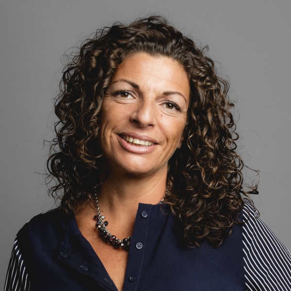 Teknor Apex asciende a Elizabeth Ponte a gerente sénior de comercialización de TPE para América ...