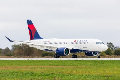 Delta Air Lines recibe su primer Airbus A220 | izaro.com