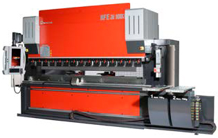 Plegadora que combina fiabilidad y flexibilidad | izaro.com