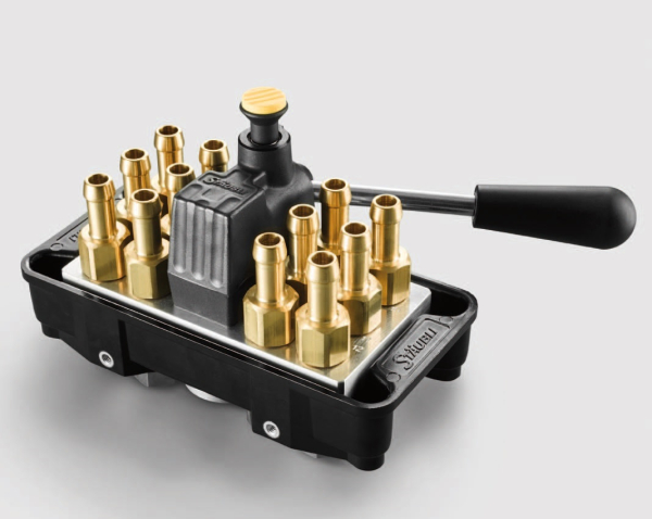 Multiconexión RMI de Stäubli: conexiones centralizadas para una mayor ...